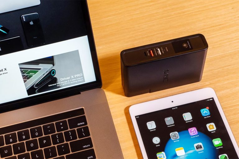 ZIRUS Charger X Charger-Battery-Hub: A Few Less Gadget Accessories To ...