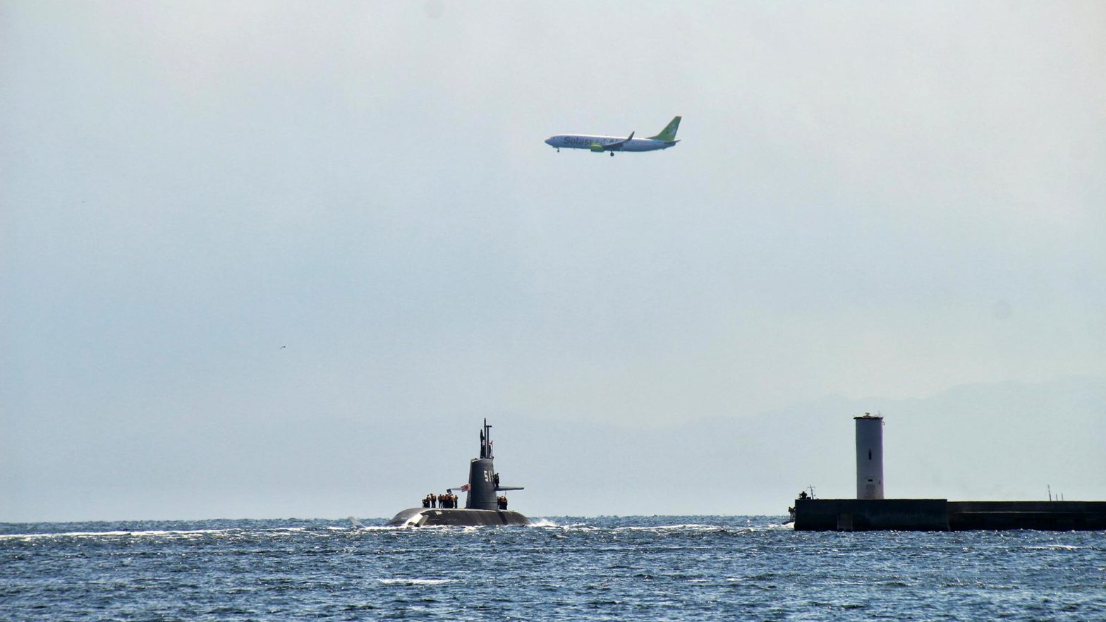 Meet JMSDF JS Ōryū, The World’s First Lithium-Ion Battery Attack ...