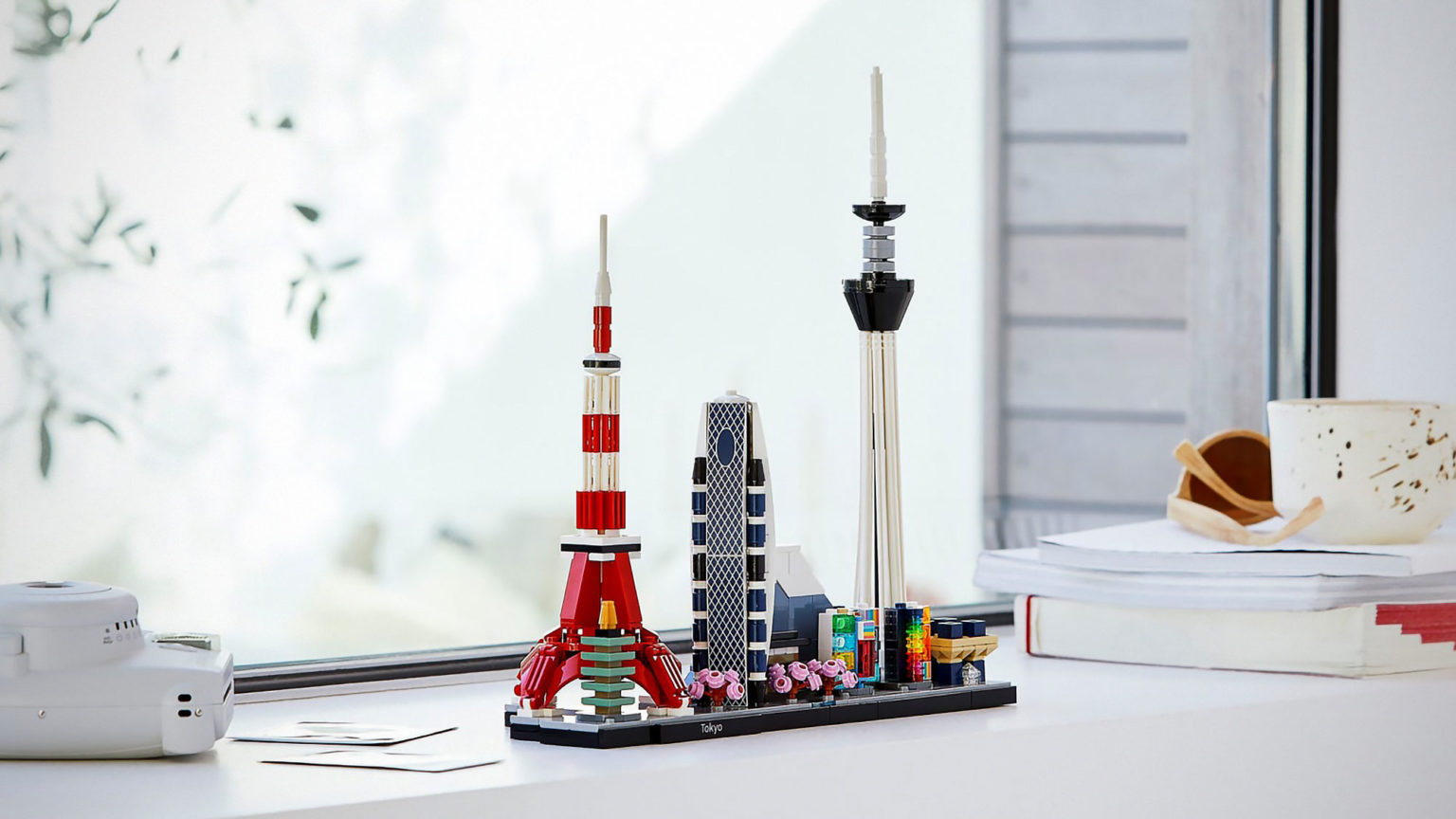 Get A Piece Of Dubai And Tokyo With These New LEGO Architecture Sets