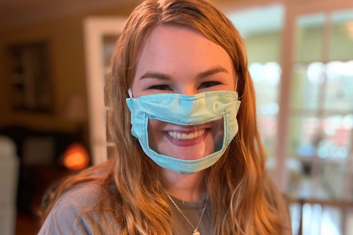 College Student Designed A DIY Face Mask With Clear Window For The Deaf ...