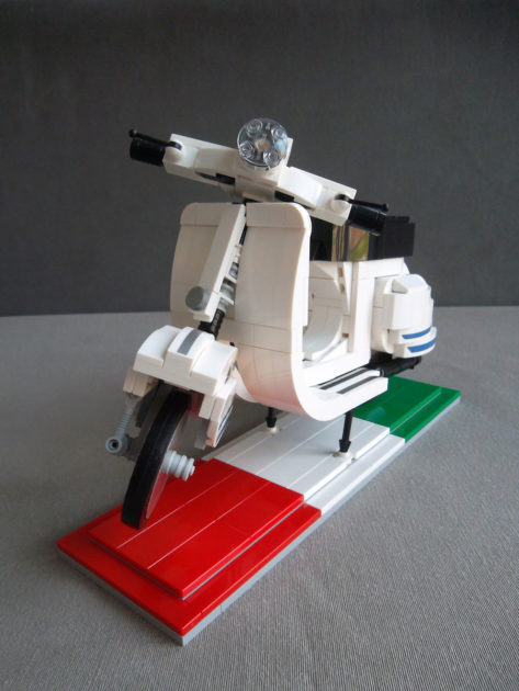 This 1978 Vespa LEGO Ideas Submission Totally Nailed The Look