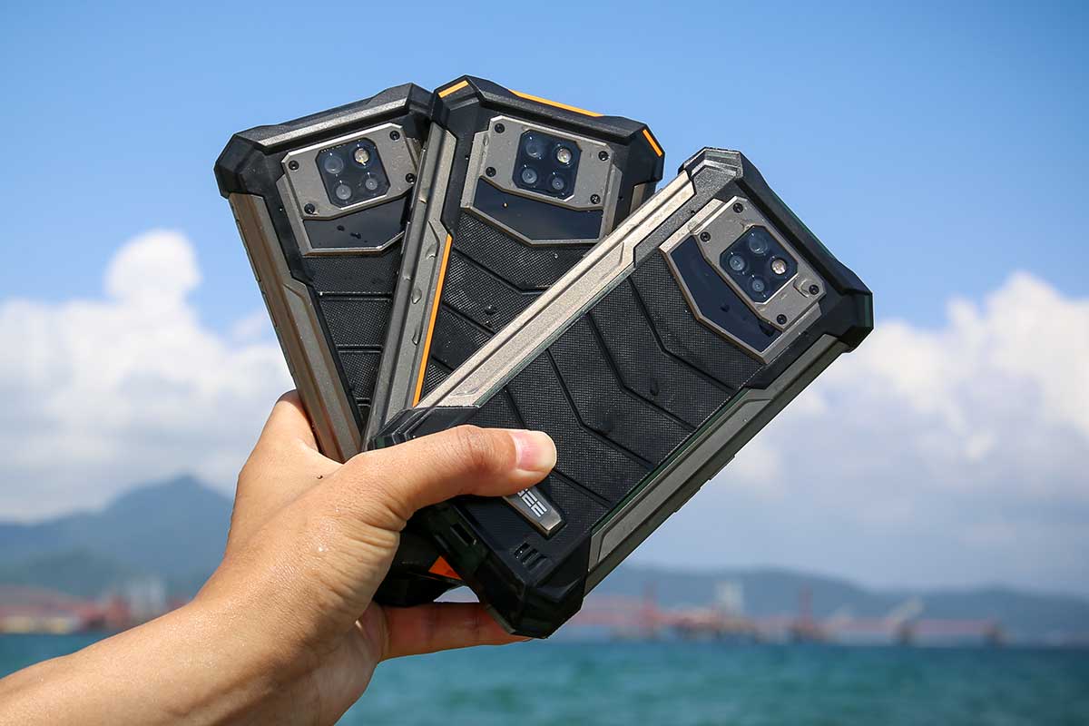 DOOGEE S88 PRO Is A Rugged Smartphone With “Iron Man Eye Design” On Its ...