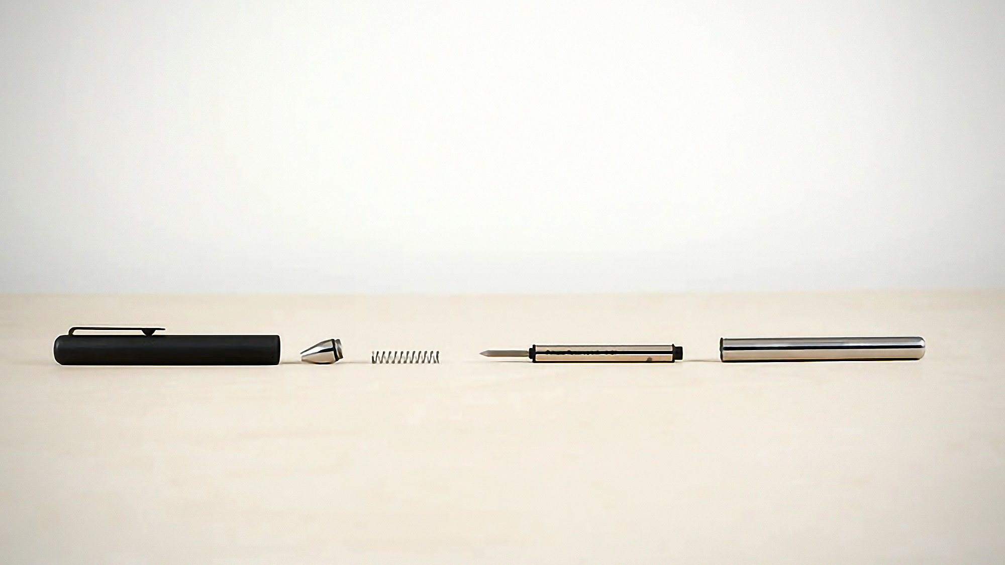 This Pen Stays Short When You Don’t Need It And Long When You Need To ...