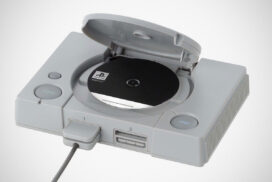 For Some Reason, Bandai Has Made A 2/5 Size PlayStation Model Kit