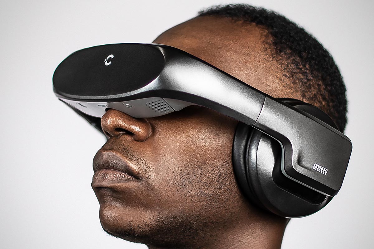 This Wearable Cinema Offers 5K Resolution And Packs A Whooping 3,515 PPI!
