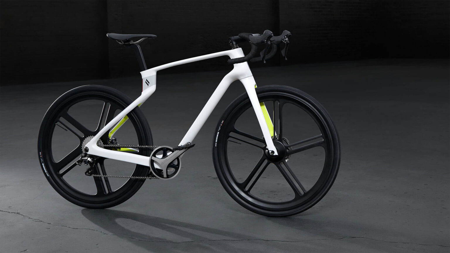 Folks, This Is The World’s First Custom 3D Printed Unibody Carbon Fiber ...