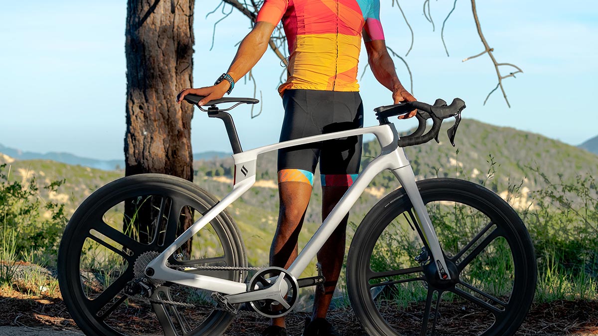 Folks, This Is The World’s First Custom 3D Printed Unibody Carbon Fiber ...