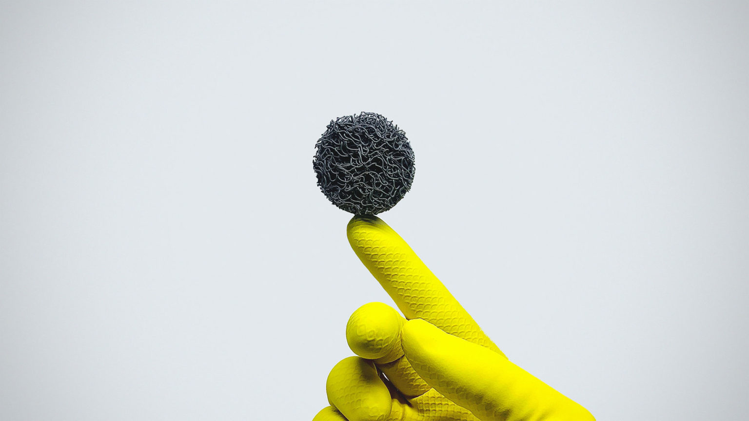 This Small Mesh Pad Will Prevent Men’s Piss From Going Places