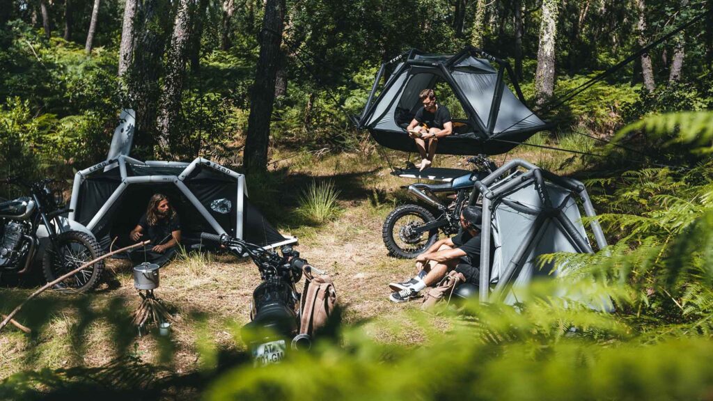 ARK Combines The Best Of Inflatable Exoskeleton Tent With A Hammock