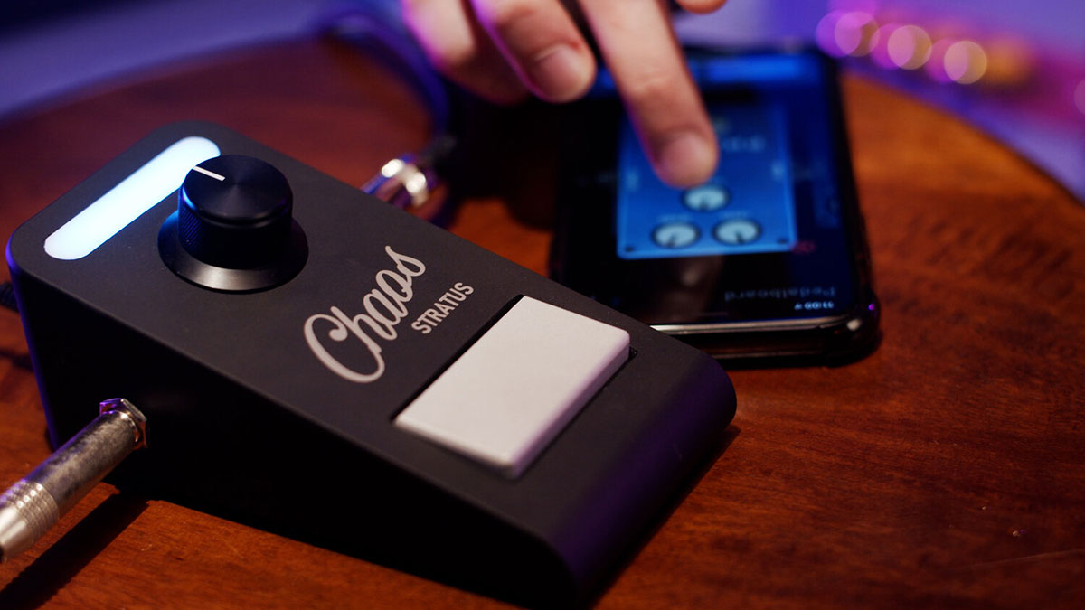 Chaos Stratus Bluetooth Guitar Effects Pedal: One Guitar Pedal To Rule ...