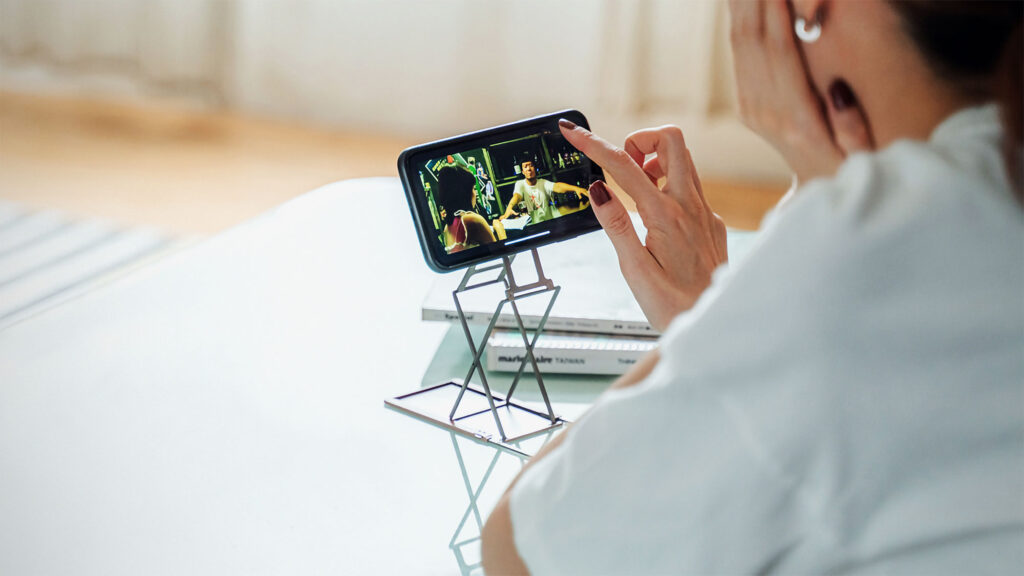 This Sleek, Industrial-Look Smartphone Stand Is Versatile Beyond ...