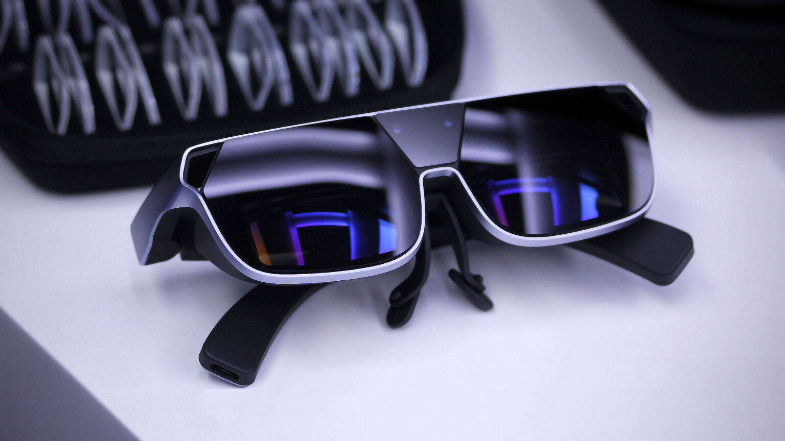 Oppo AR Glass 2021 Is A Step Closer To Realizing Tony Stark’s Tech