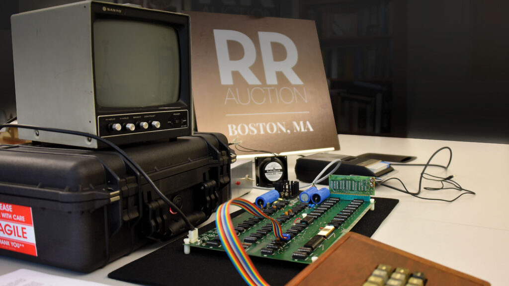 Apple-1 Computer With Original Box Signed By Steve Wozniak To Go On The ...