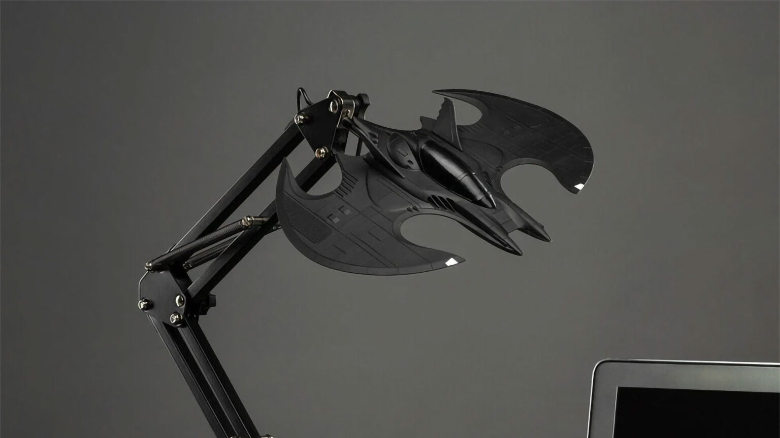 Batwing Posable Desk Light: Let Batman’s Trusty Aircraft Shine A Light ...