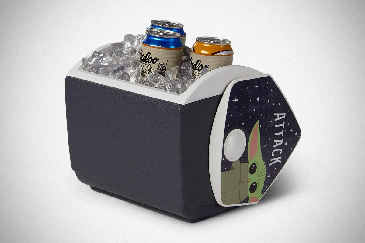 New The Mandalorian Playmate Coolers Joins Igloo Coolers’ Star Wars ...