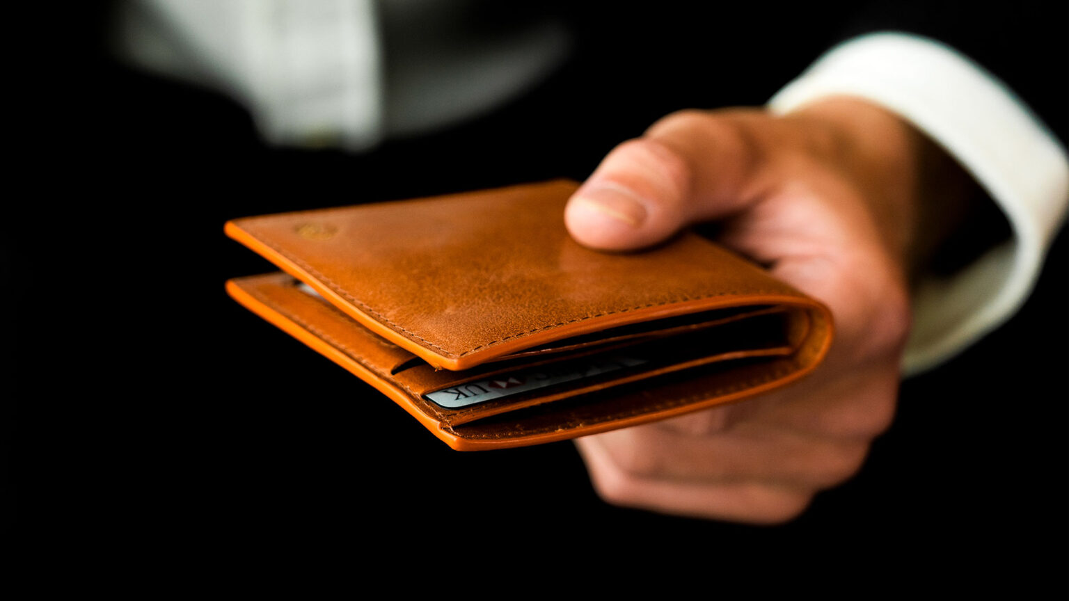 This Is The Strongest Wallet In The World, It Has Pockets For ...