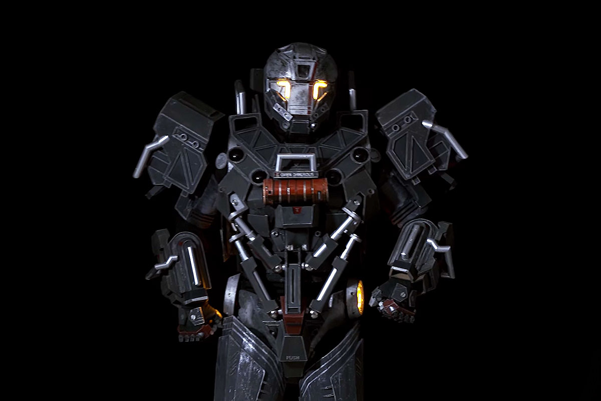 This Wearable Robot Suit Is Complex In Materials And Build, And It Look ...