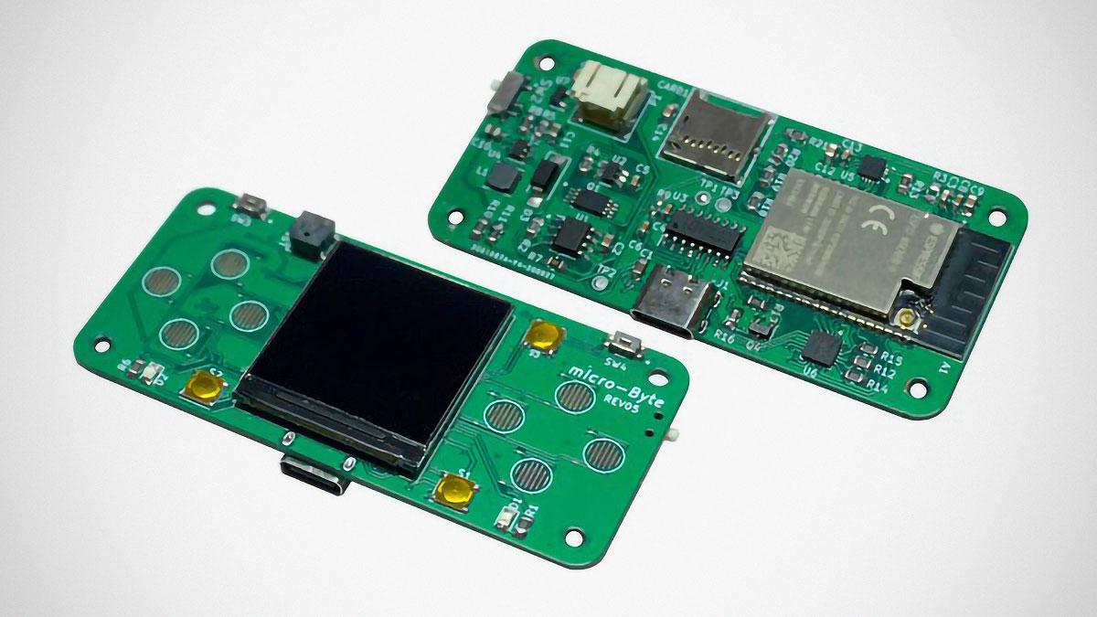 The Controls On This Tiny Handheld Retro Gaming Console Take Up 2/3 Of ...