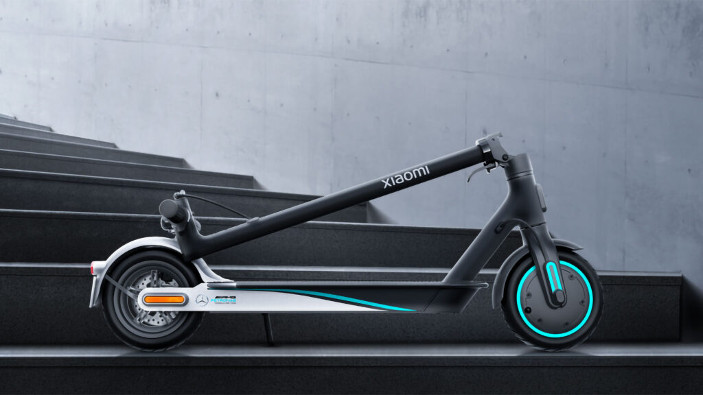 Mi Electric Scooter Pro 2 Mercedes-AMG Petronas F1 Team Edition