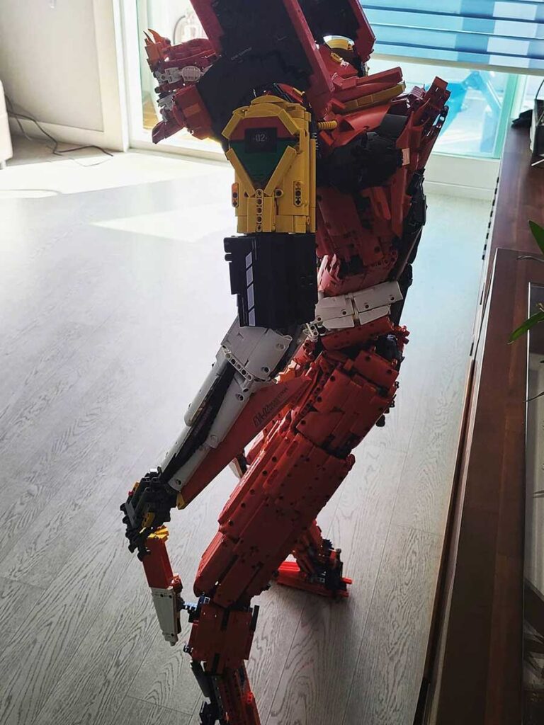 LEGO Enthusiast Created A 5-Foot Tall LEGO Evangelion Unit 02 With 80% ...