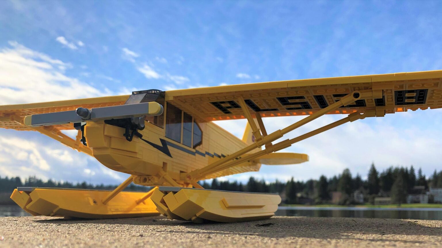 Check Out This Awesome LEGO MOC Of The Classic Piper J3 Cub On LEGO Ideas