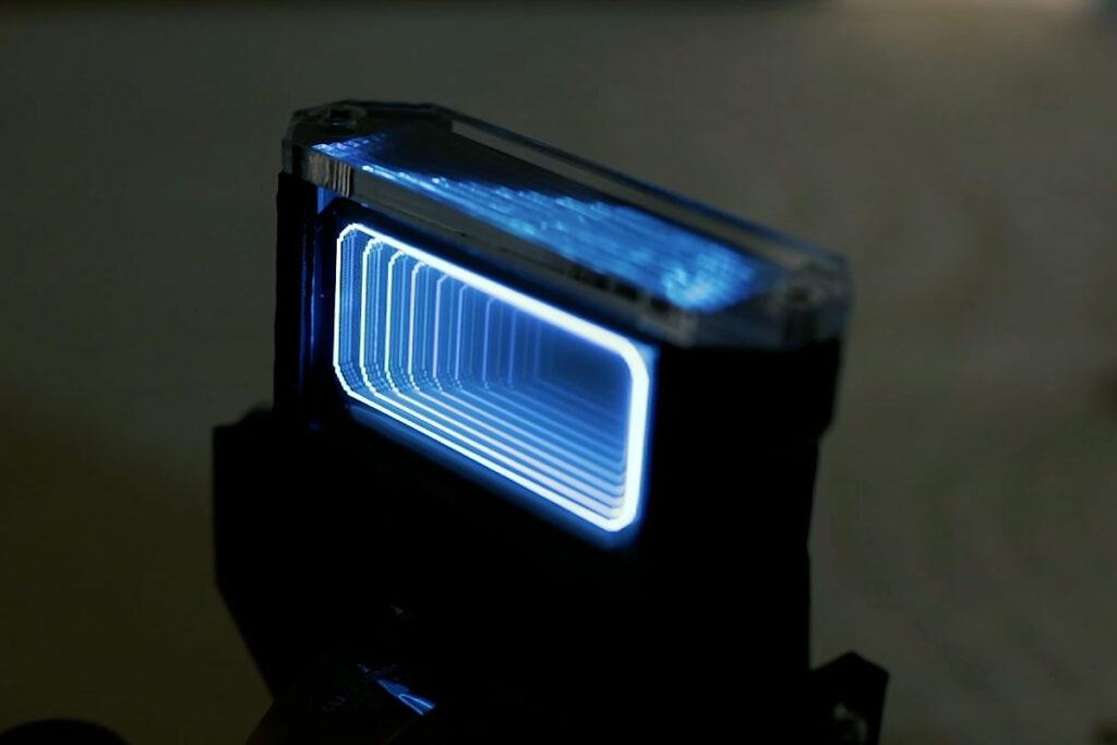 DIY Solid State Volumetric OLED Display Is Super Cool Even Though We ...