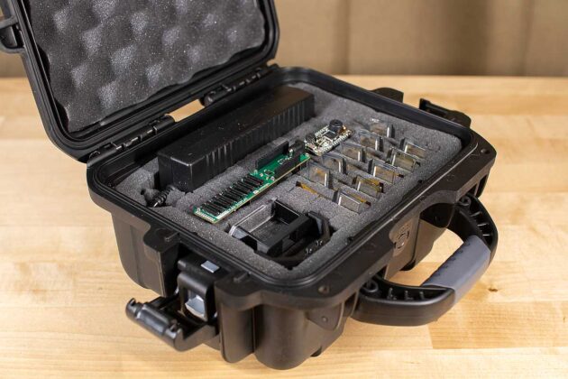 DIY Solid State Volumetric OLED Display Is Super Cool Even Though We ...