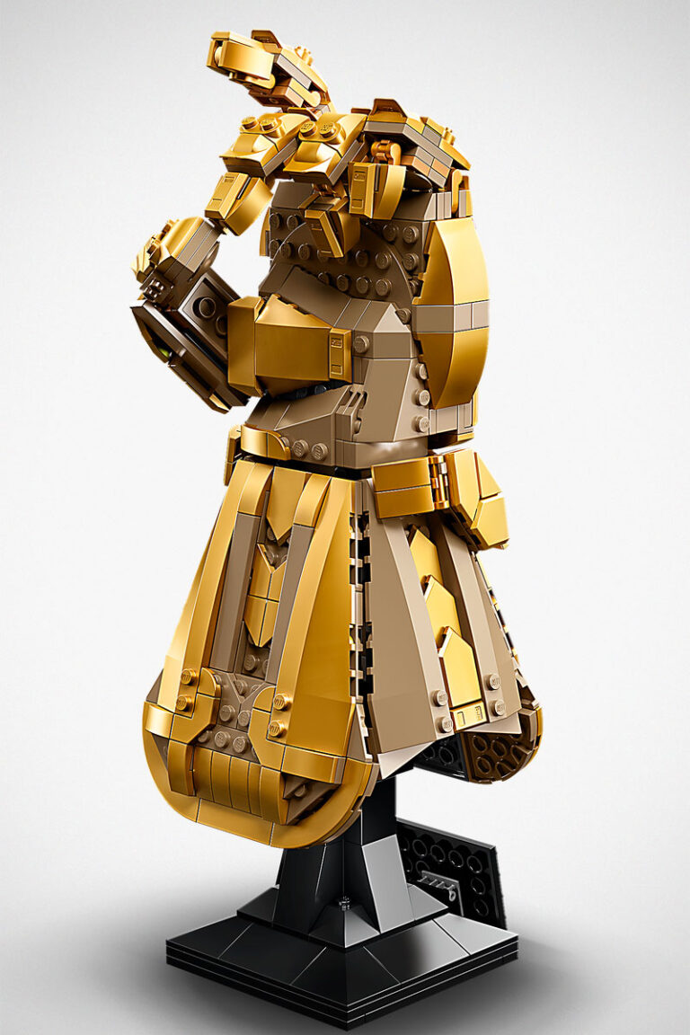 There Is Finally An Official LEGO Infinity Gauntlet, But It Ain’t Huge ...