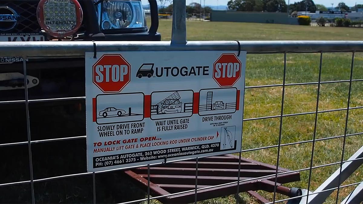 This Automatic Gate Requires No Power, Is Easy To Setup, And It Can Be ...