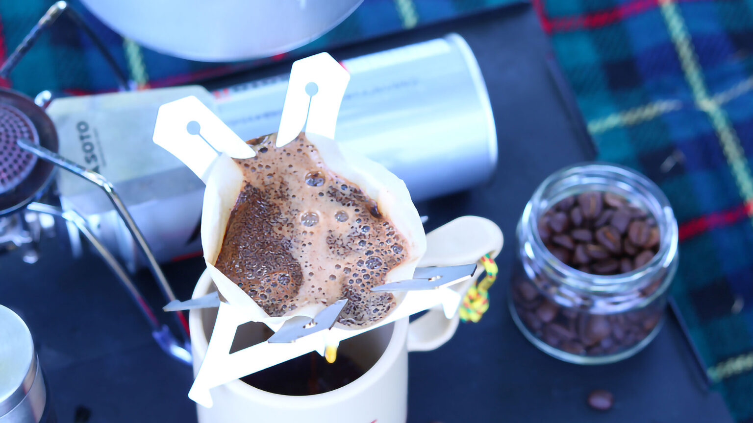 Pelican Coffee Dripper Is A 2.3 oz Coffee Dripper Designed For Camping