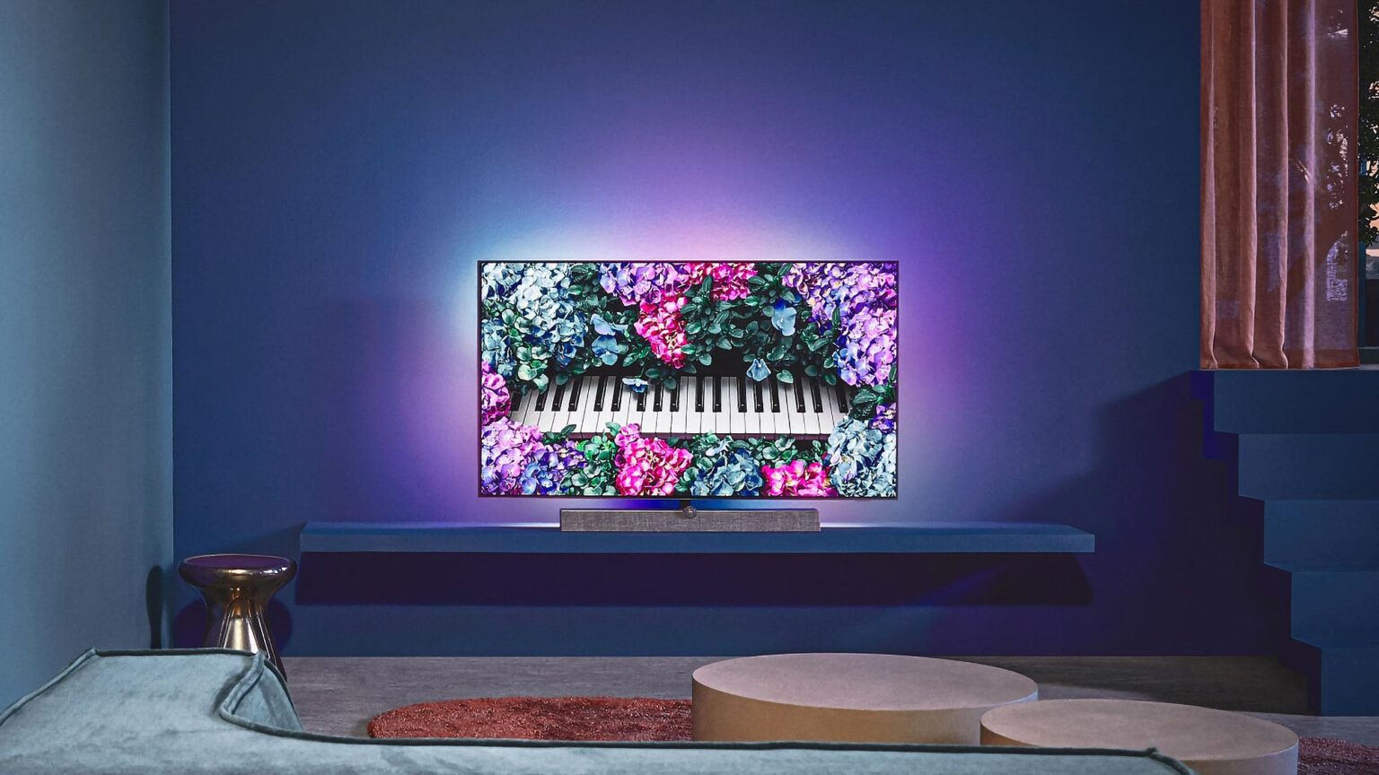 Meet Philips Line Flat Screen TVs With Integrated Sound By Bowers ...