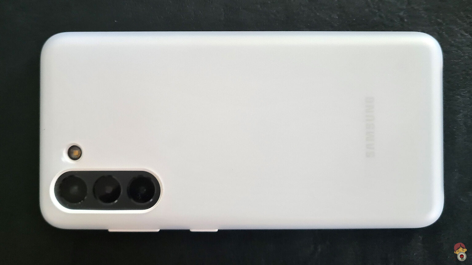 Samsung Galaxy S21 Smart LED Case: Novelty That Lasts For Minutes ...