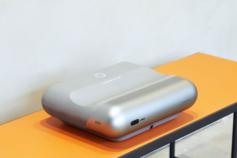 JMGO O1 Series: Ultra-short Throw Projectors That Are Under US$900