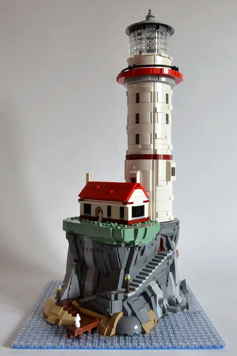 Motorized Lighthouse By Sandro Quattrini Will Be The Next LEGO Ideas Set