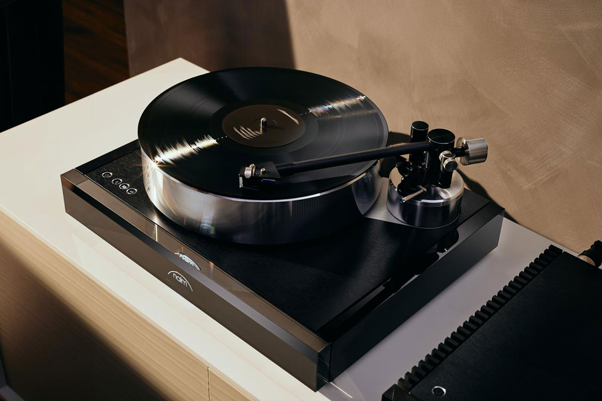 Naim Audio Solstice Special Edition Turntable: For Those Who Swear By ...