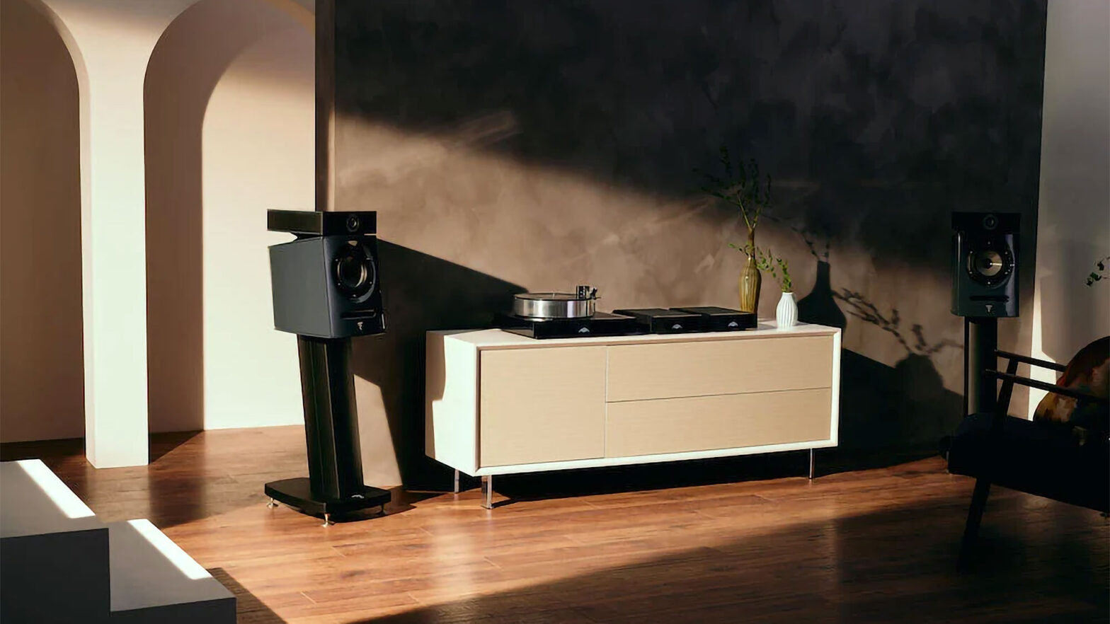 Naim Audio Solstice Special Edition Turntable: For Those Who Swear By ...