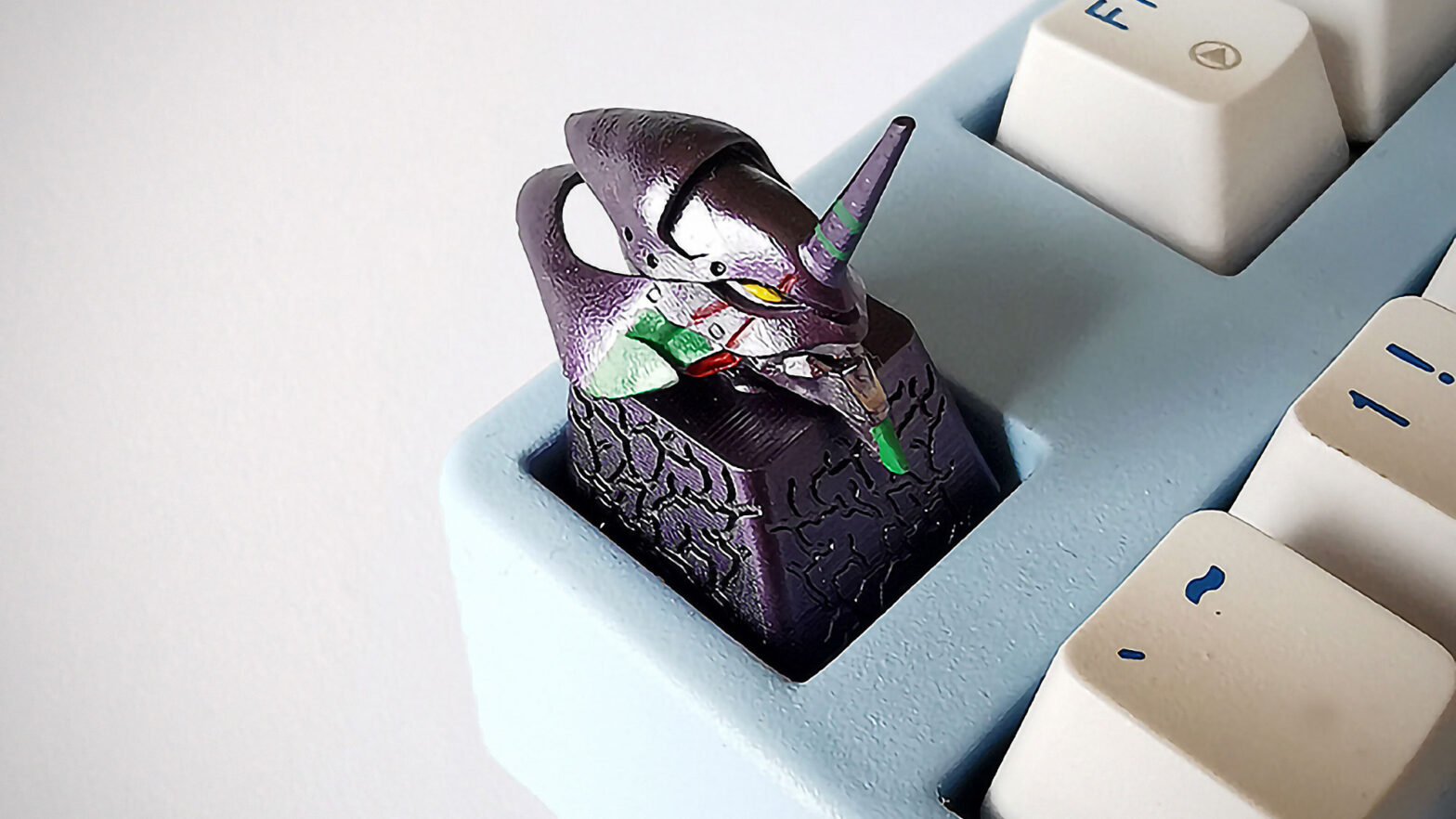 Evangelion Key Cap: Resin-made, Hand-painted Head Sculpt Of Unit-01 ...