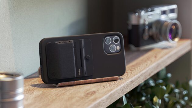 Turn Your iPhone Into A Power Compact Camera With This Clever Camera ...