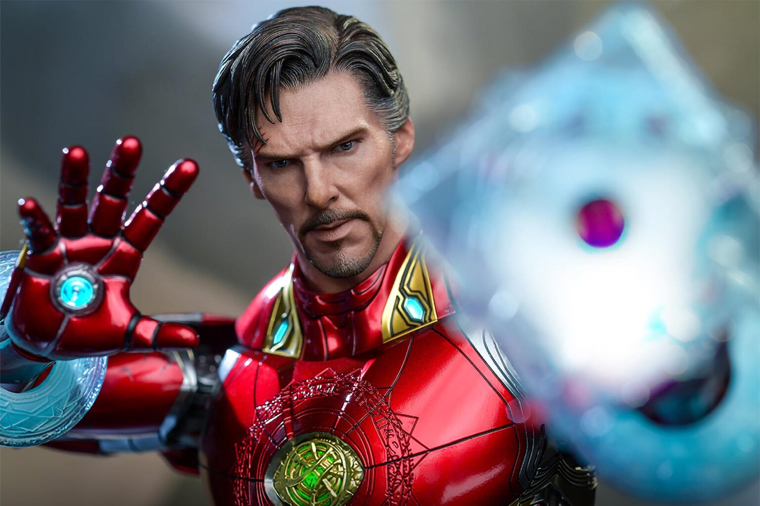 Hot Toys Avengers: Endgame Iron Strange 1/6th Collectible Figure