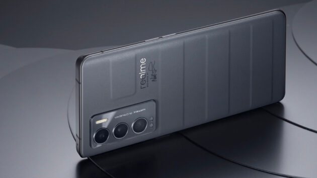 Realme GT Master Explorer Edition Has A Suitcase Inspired Back Cover