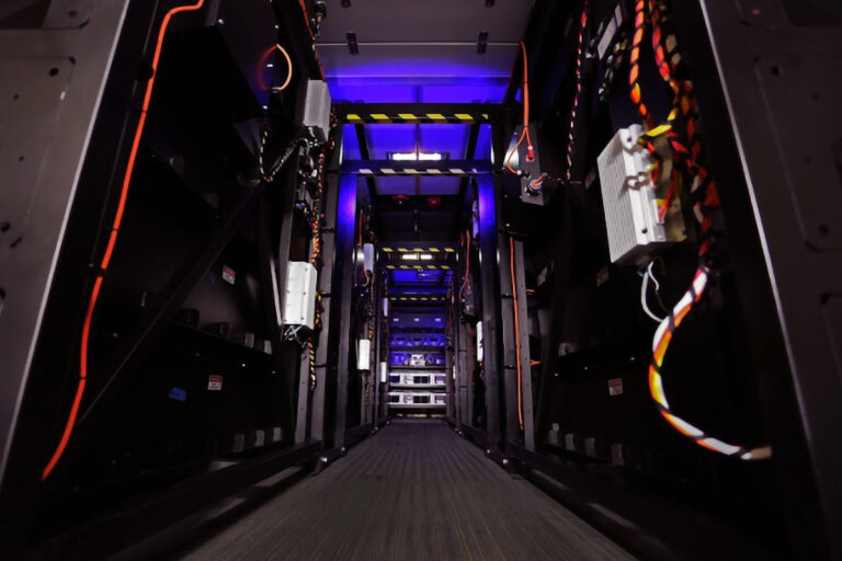 Xos Trucks Launches Xos Hub Mobile Charging Station For EVs