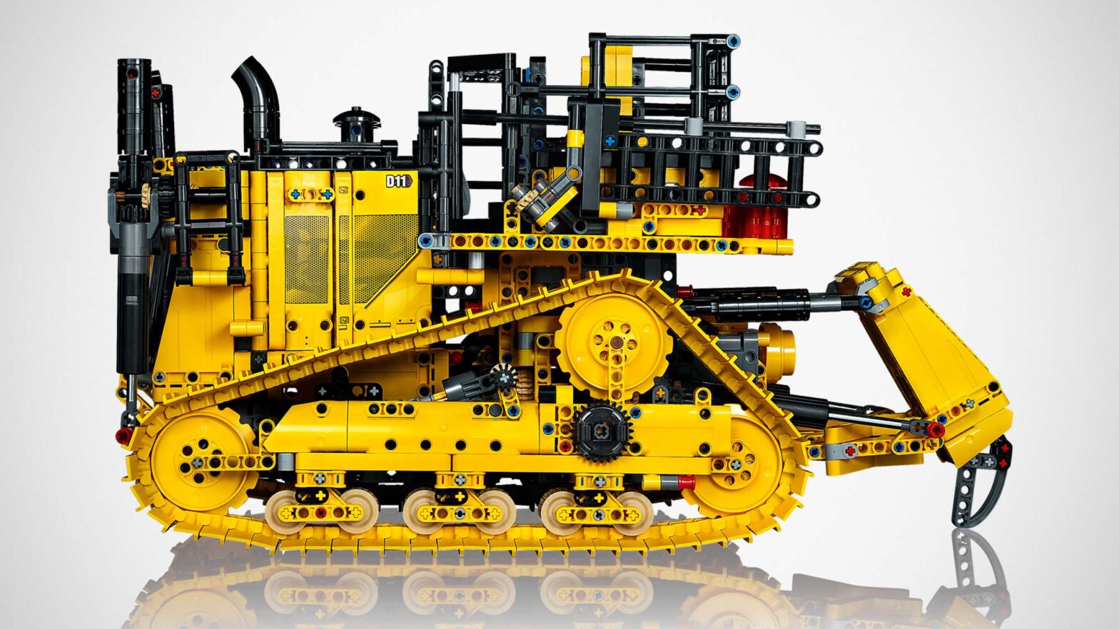 LEGO 42131 Technic App-controlled Cat D11 Bulldozer