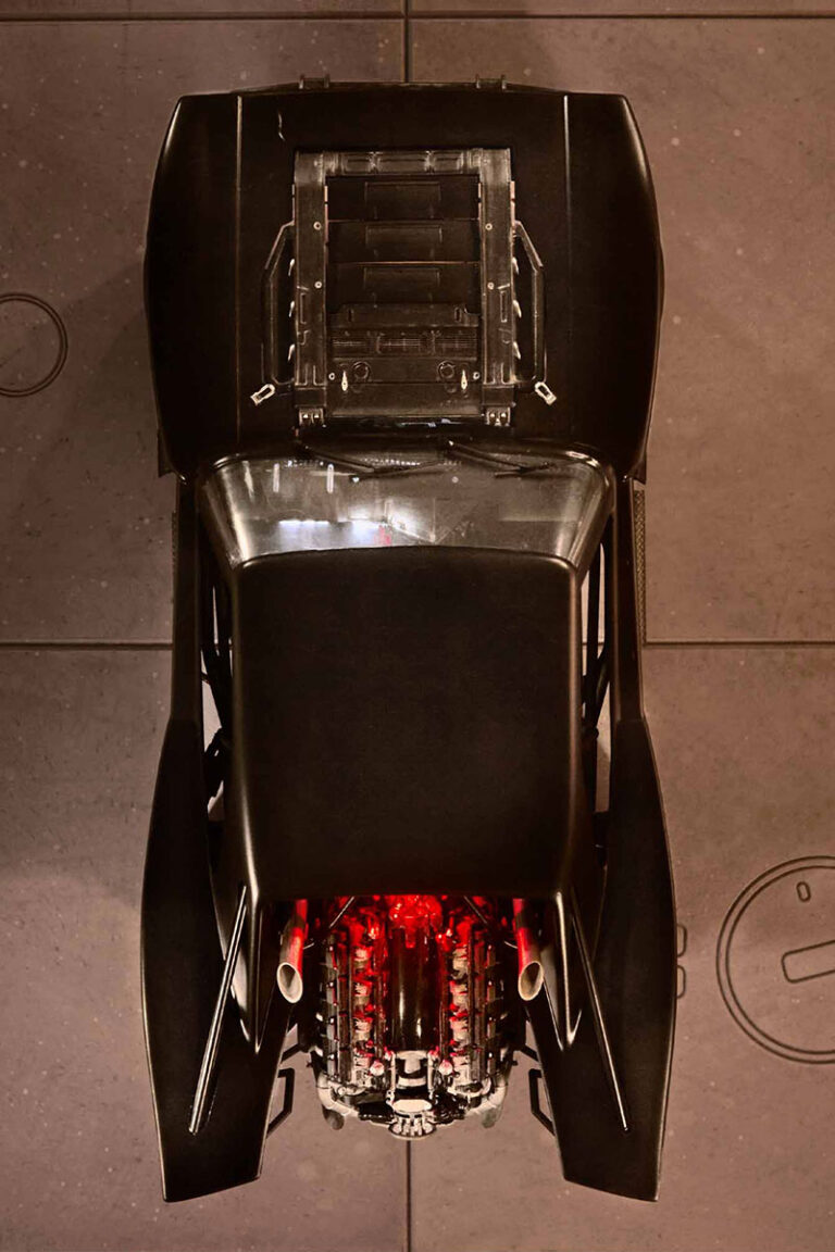 Hot Wheels RC The Batman Batmobile Has An Animatronic Batman Inside The ...