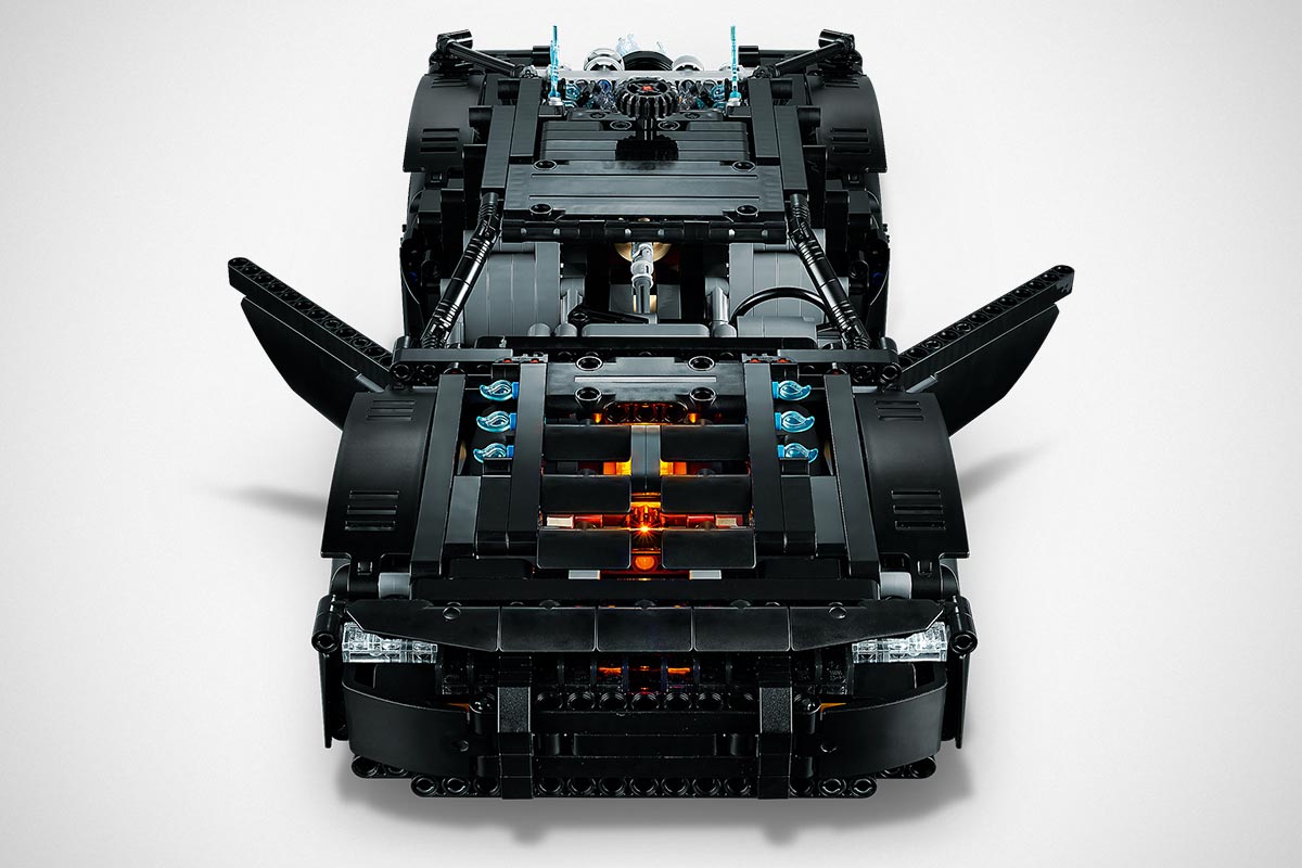 LEGO Is Now Taking Pre-orders For LEGO Technic Batmobile Based On The ...