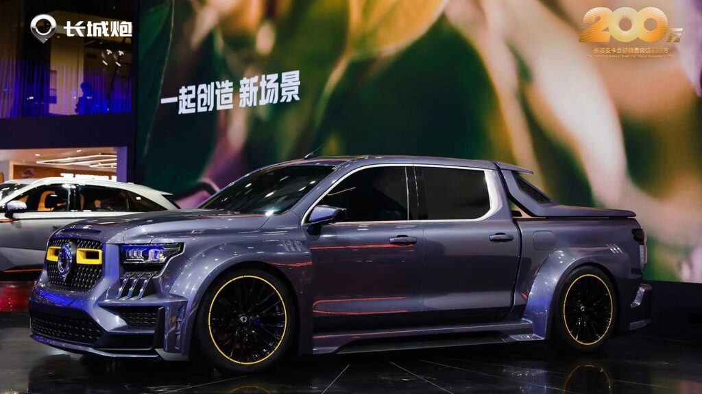 Great Wall Motors Show Off Slammed Supertruck Concept