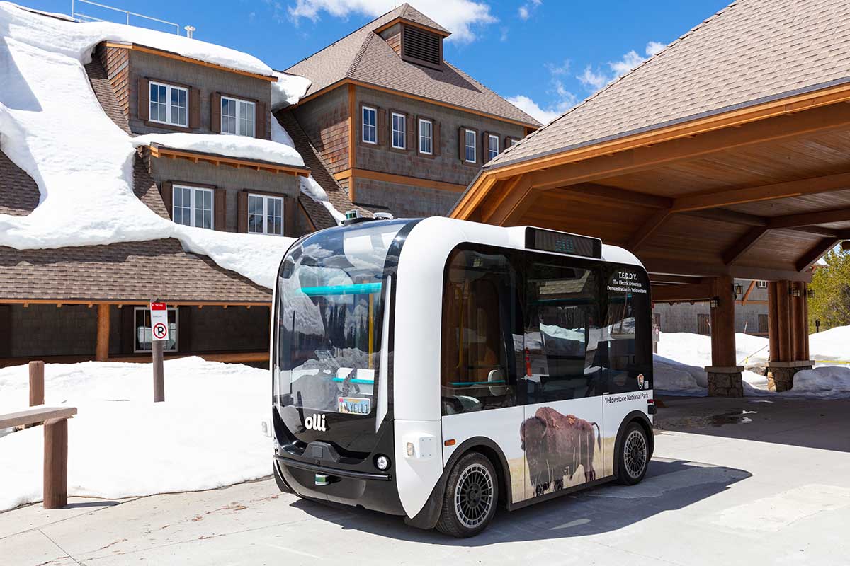 Autonomous Shuttle Bus Pilot At Yellowstone National Park Was A Success