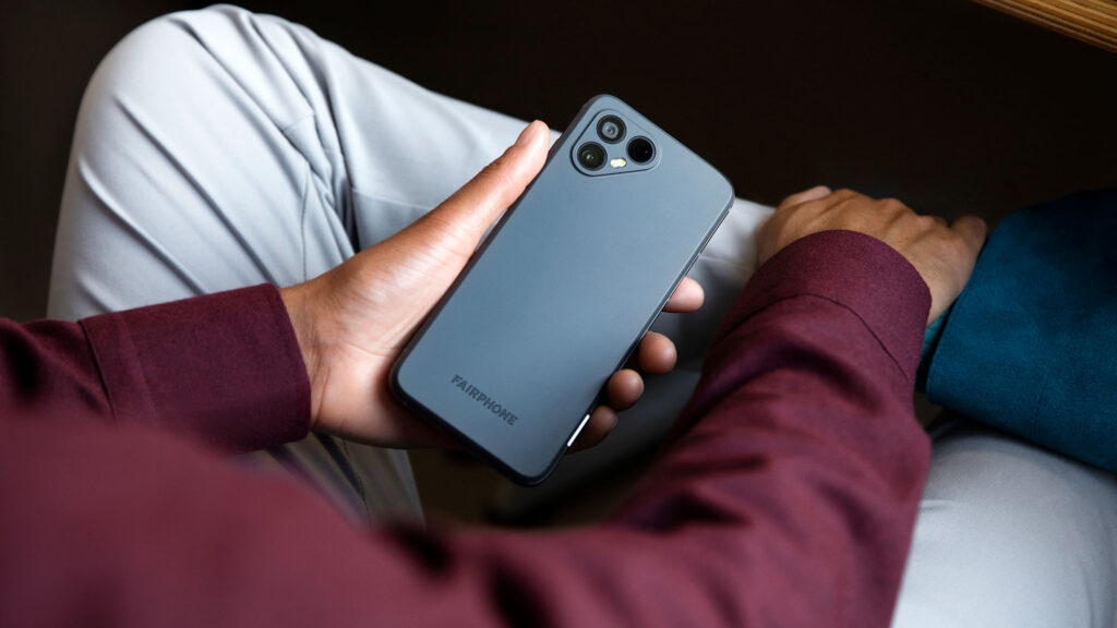 Fairphone 4: Modular Design, Upgradeable, Repairable, And Now Fast Too