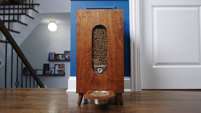 Houndsy Is A Dog Kibble Dispenser That Is Analog And Oozes With ...