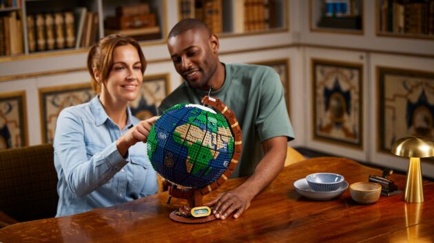 LEGO 21332 The Globe Puts A New Spin On An Old Earth Globe