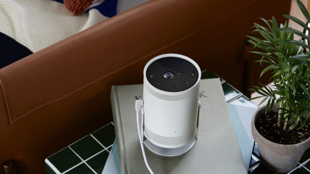 Samsung The Freestyle Projector Can Be Powered By An E26 Light Socket